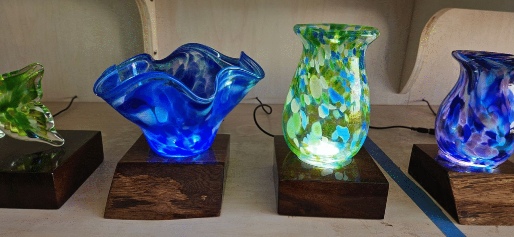 Glass Ornaments: A Blend of Color, Craft, and Artistry